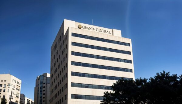 High-Rise, Rooftop & Tower Signs | Skyscraper Signage Solutions